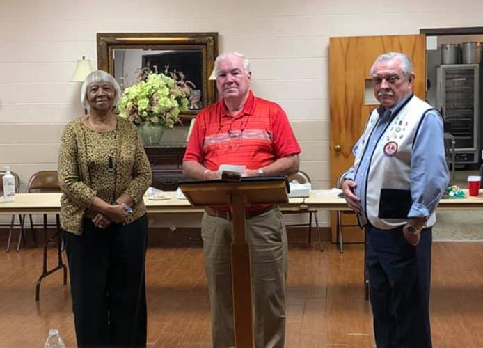Scholarship fund honors memory of longtime Mullins teacher