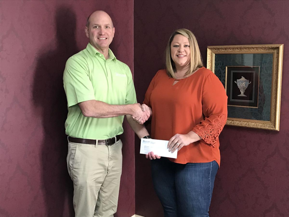 Pee Dee Electric donates $500 to Marion Chamber book project | Pee Dee ...