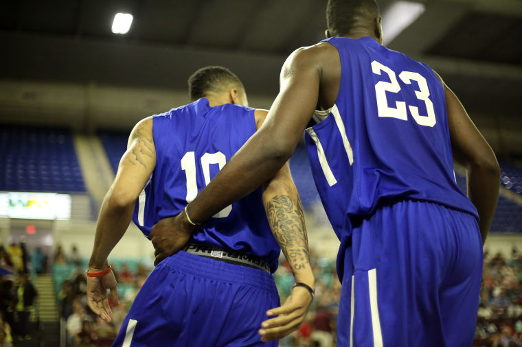 Vipers take on RazorSharks