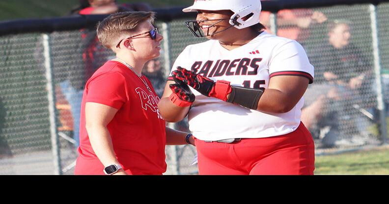 Hannah-Pamplico softball firing on all cylinders