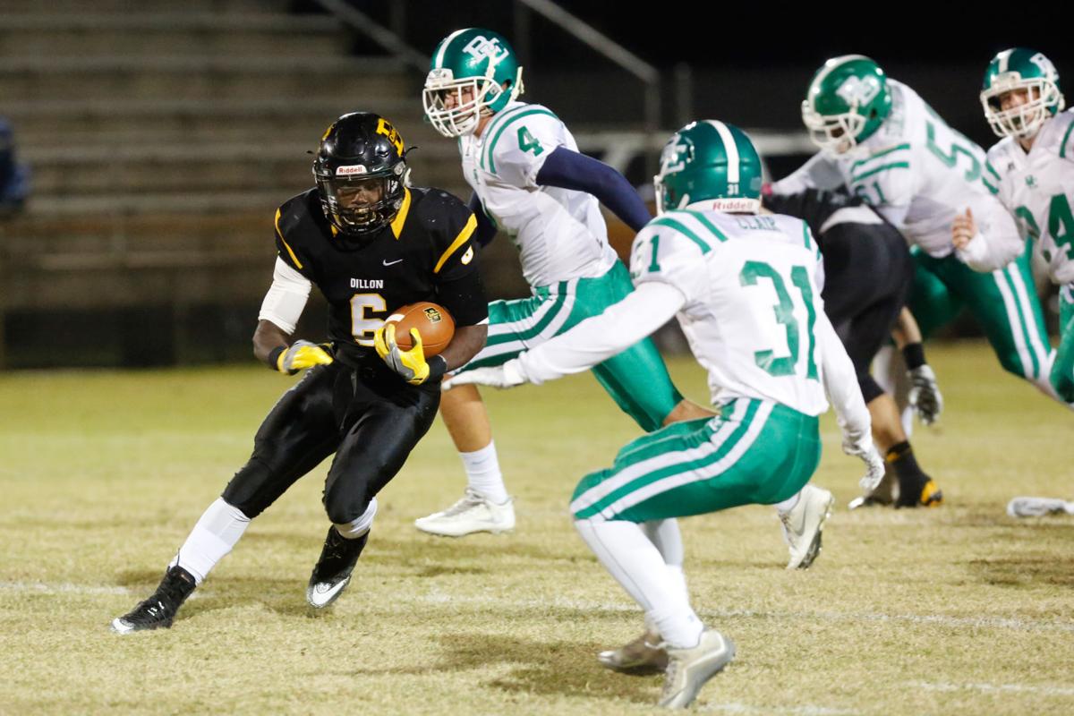 Dillon vs. Bishop England Football | Gallery | scnow.com