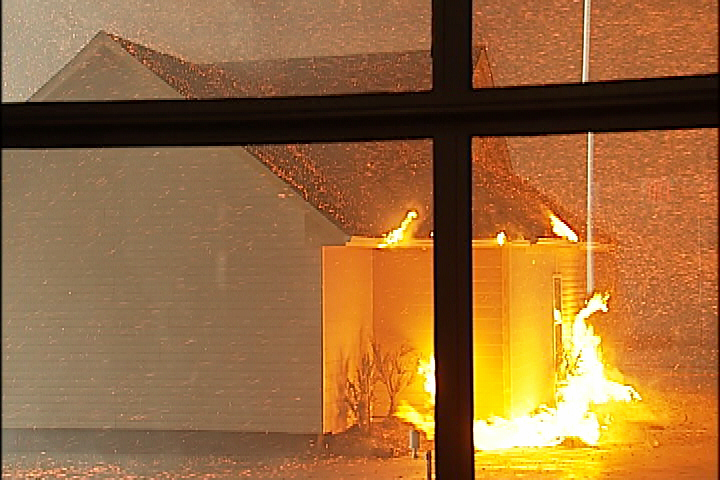 Wildfire demonstration shows valuable lessons for homeowners