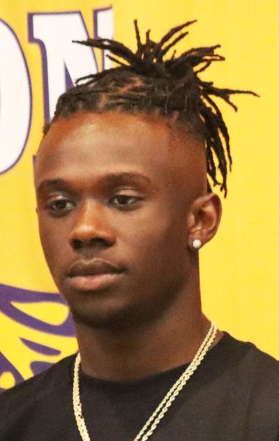 Wilson's Xavier Brown signs with Erskine basketball