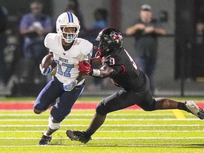 South Florence WR Jayden Sellers signs with South Carolina