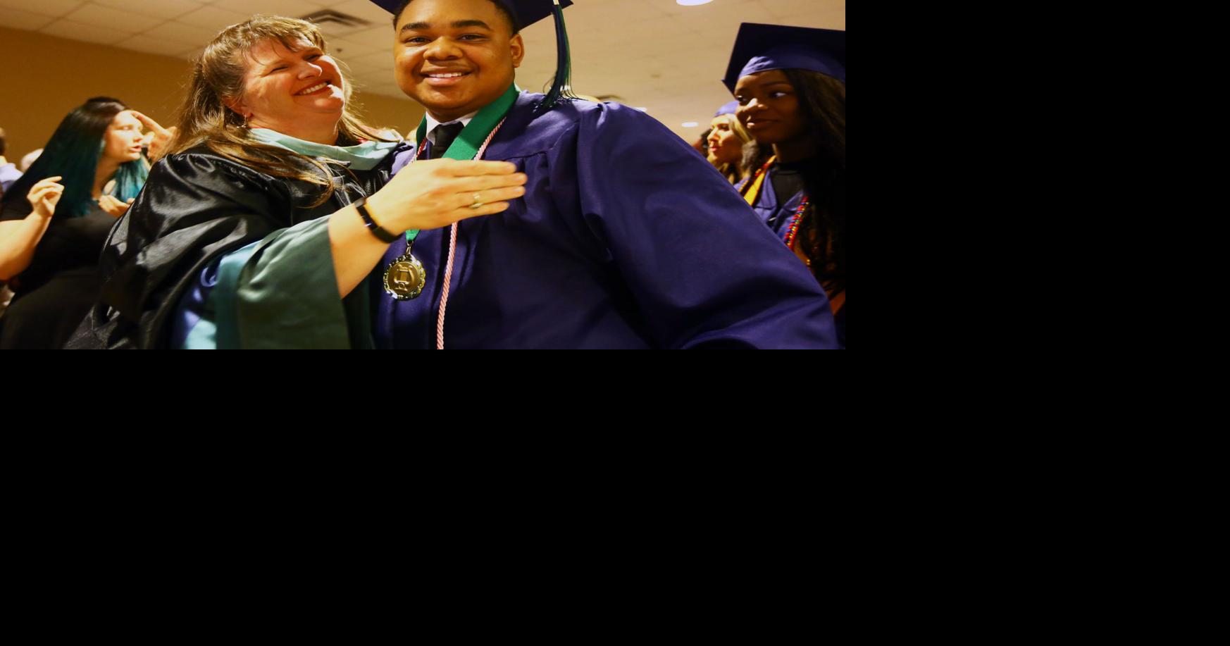 Mayo High School in Darlington graduates 86 students, dozens with honors