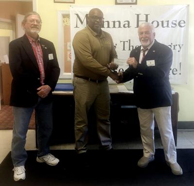 Florence Elks donate to support Manna House