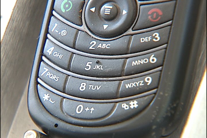 Review of state-issued cell phones show room for savings