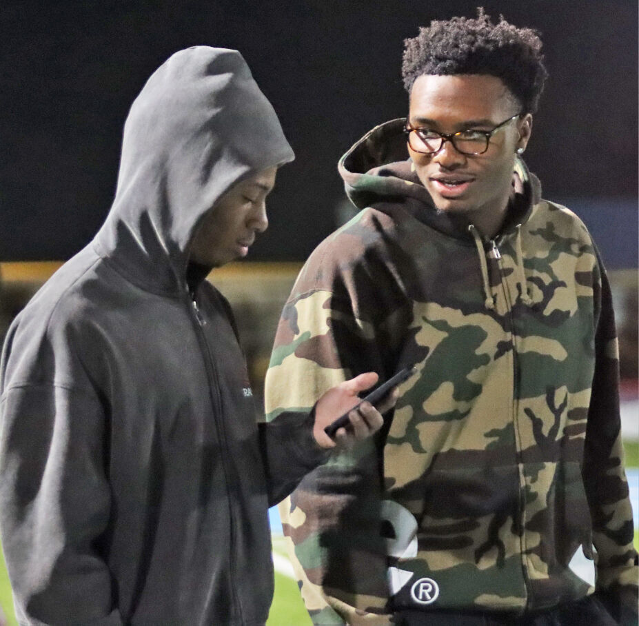 South Florence wins 47-7 over Darlington in playoffs