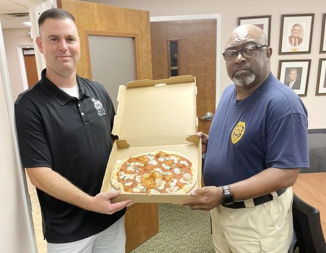 Leo’s Pizza brings new flavor to Marion