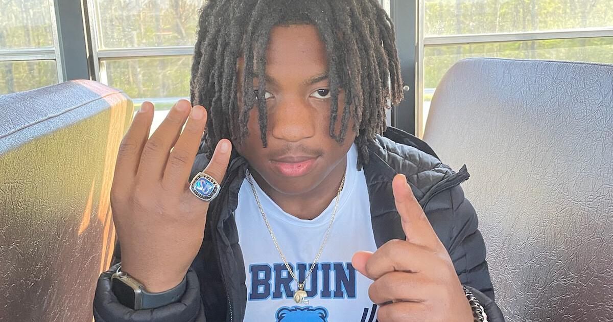 South Florence's Shikeem Shilow wins state weightlifting crown
