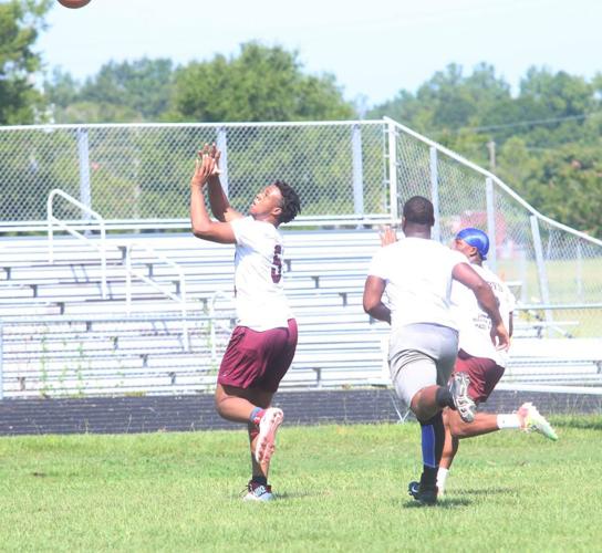 Marion’s Sanders commits to Gamecocks football