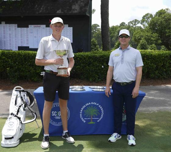 Trinity's Smith signs with High Point University golf