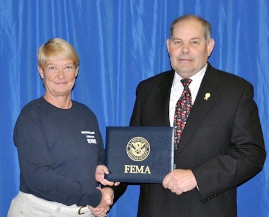 Coordinator graduates from FEMA’s EMI