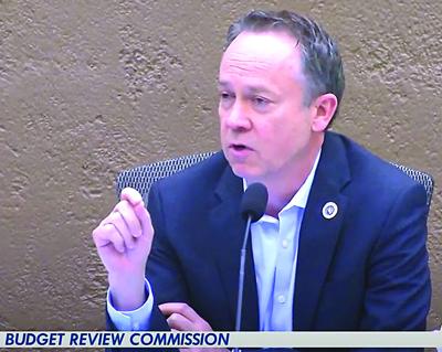 Caton shrugging off criticism | City News | scottsdale.org