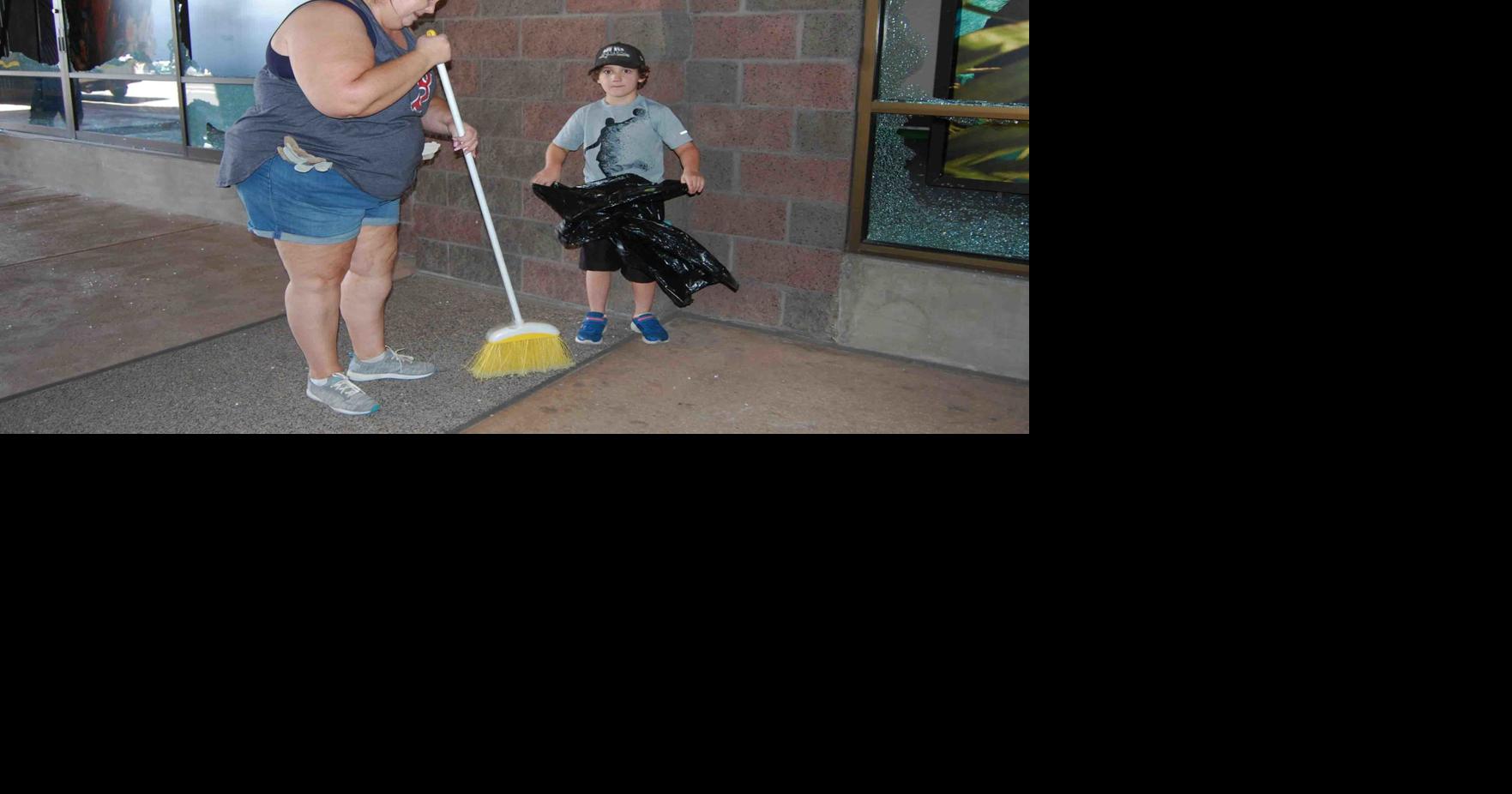 Riot wracked mall neighborhood for hours | City News | scottsdale.org