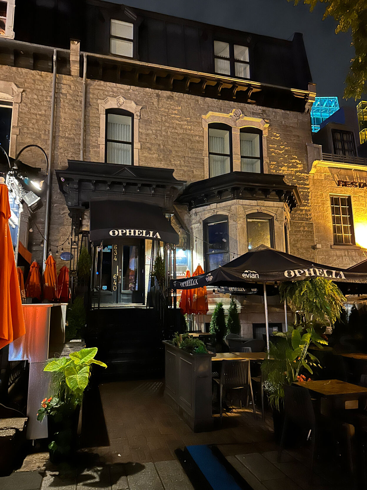Bienvenue! Quebec City: North America with European Flavors | Features ...