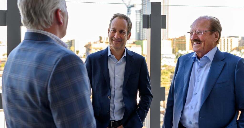 Scottsdale developer takes build-to-rent to new level | Business ...