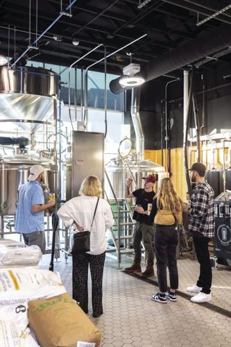 Reaching their Peak: Pinnacle Brewing opens in North Scottsdale | Food ...