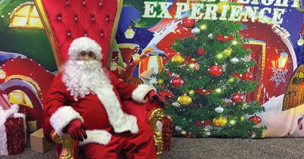 Santa returns to Scottsdale for photo ops | Neighboors | scottsdale.org