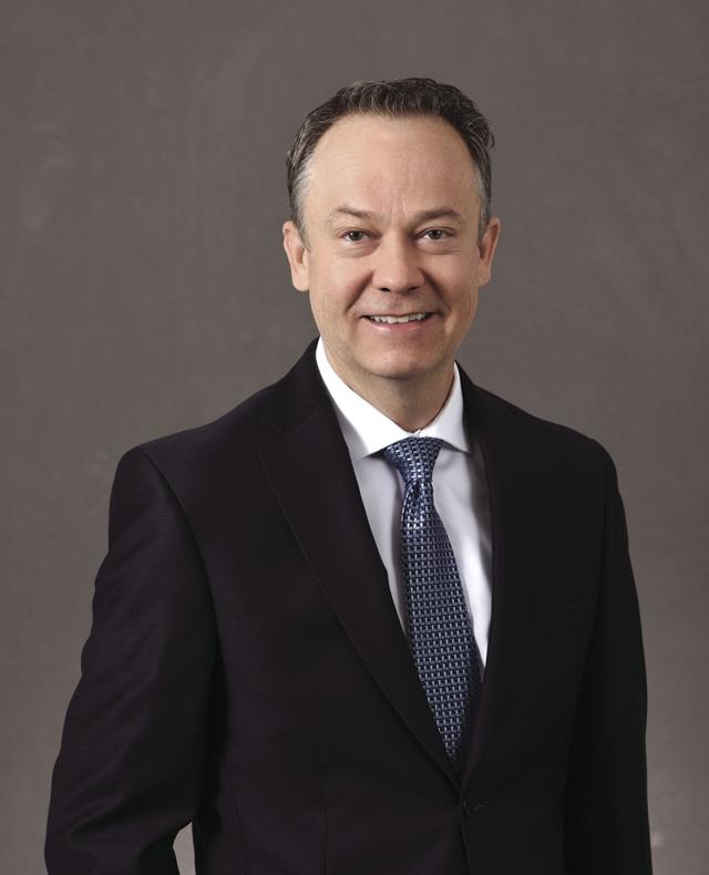 Manager makes promotions, deletes post | City News | scottsdale.org