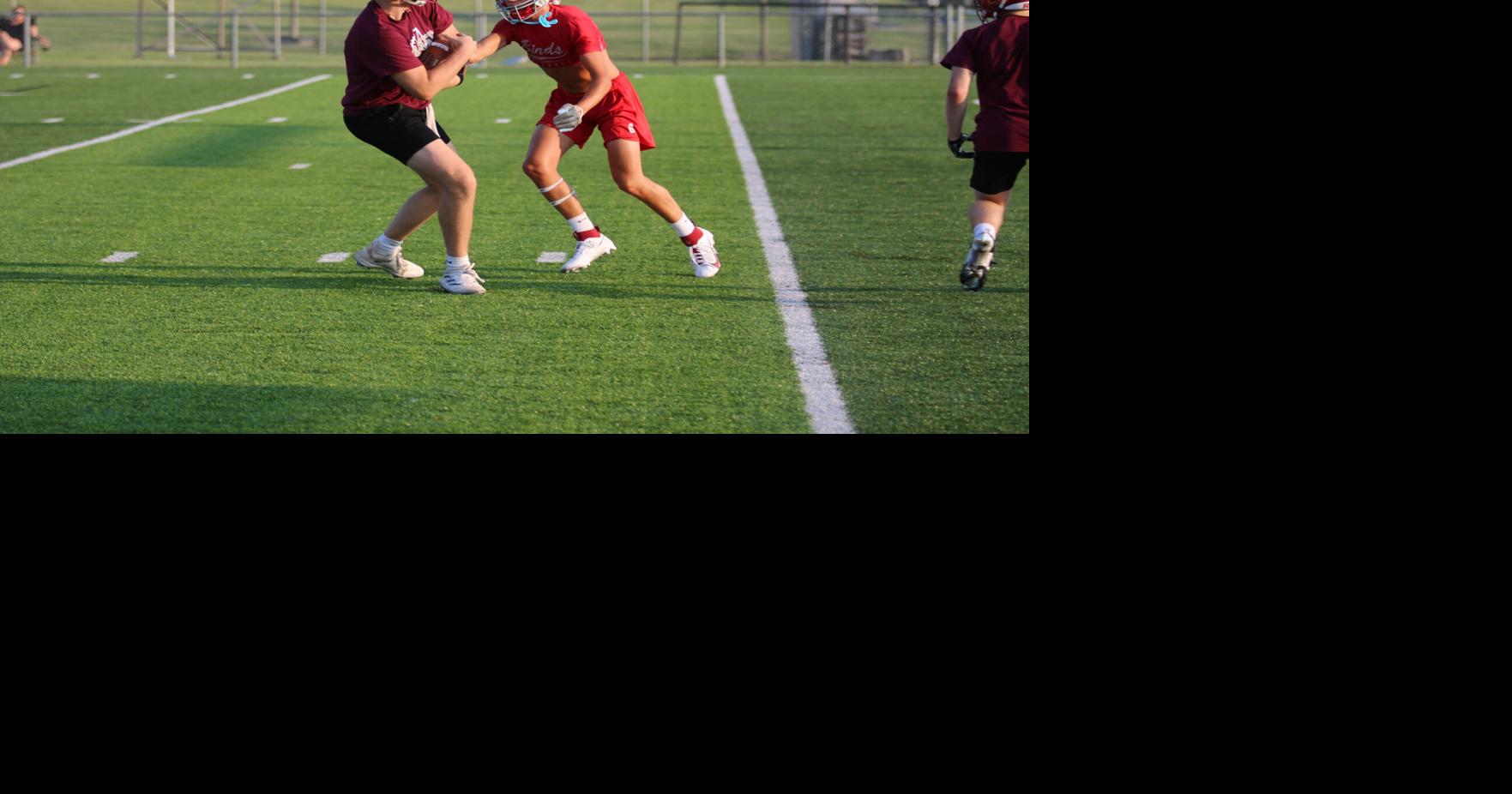 Flashes football sweeps three in 7-on-7 action | News | sdgnewsgroup.com
