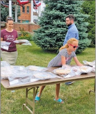 Shelby Help Line’s Pie Auction brings in huge success | News ...