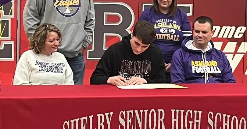 Homan signs with AU to play football | Sports | sdgnewsgroup.com