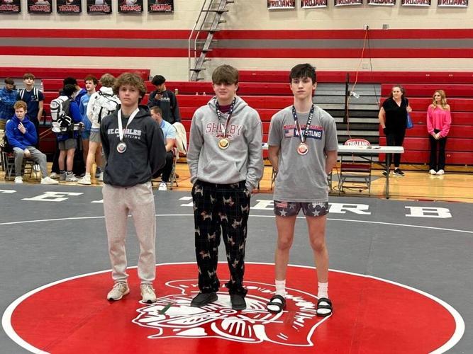 Shelby's wrestlers excel at invitational | Sports | sdgnewsgroup.com