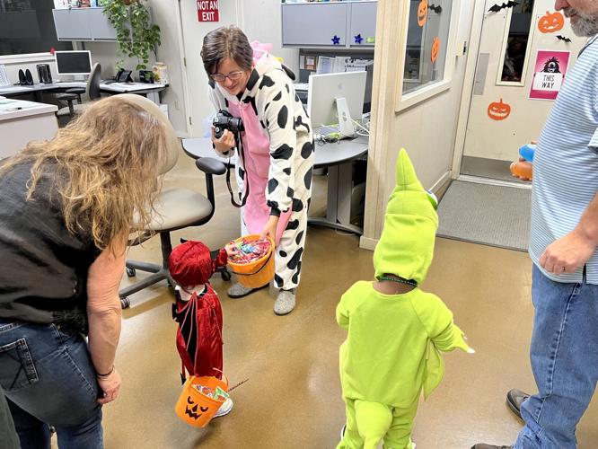 Carton Service Family Halloween Party Photo Gallery | | sdgnewsgroup.com