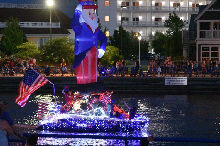 Sheboygan Venetian Boat Parade | Local News | sheboygansun.com