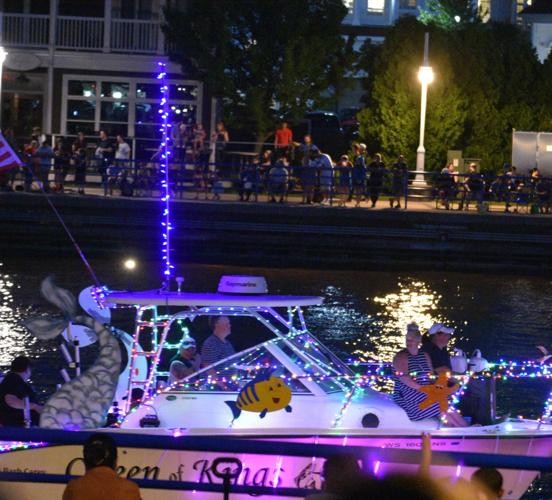 Sheboygan Venetian Boat Parade | Local News | sheboygansun.com