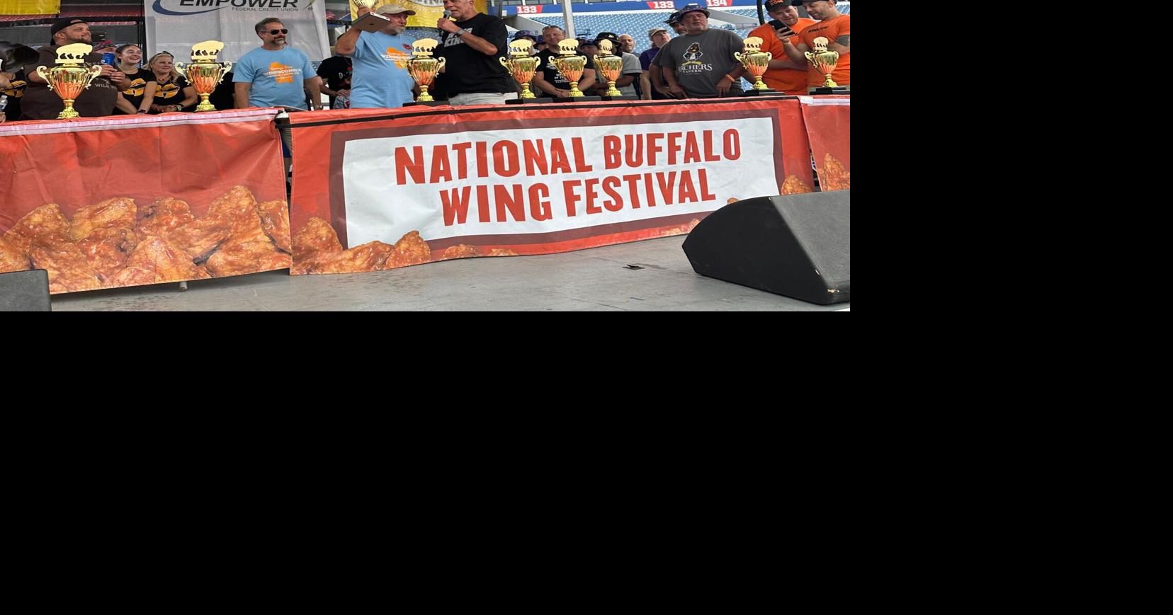 Legend Larry’s wins three awards at National Buffalo Wing Festival ...