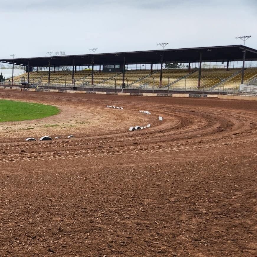 Plymouth Dirt Track hosts Wisconsin Sprint Car Championships - BVM Sports