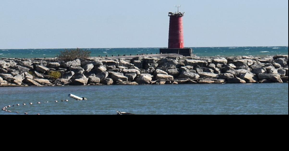 Sheboygan lighthouse is being offered to eligible entities | Local News ...