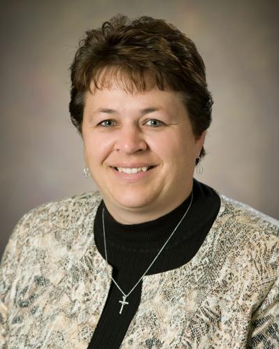 Patty Taylor retires after distinguished career at Lakeland | Local ...