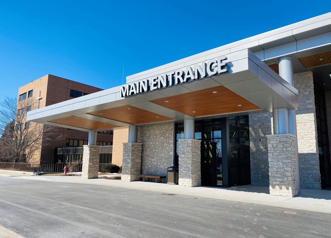 HSHS St. Nicholas Hospital doctors encourage colon screening | Local ...