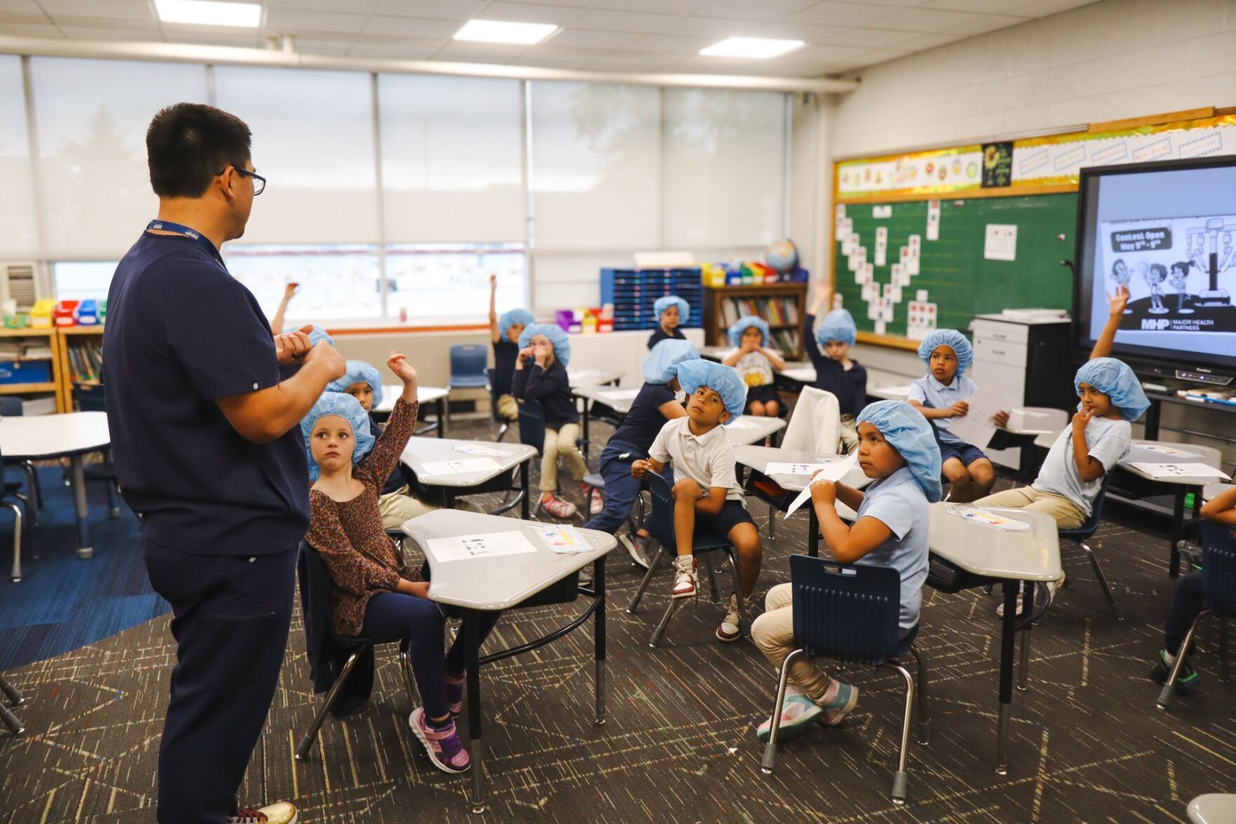 Shelby County first graders name MHP’s new da Vinci 5 surgical robot ...