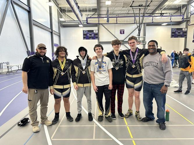 Golden Bear wrestlers ready to charge into postseason | Sports ...