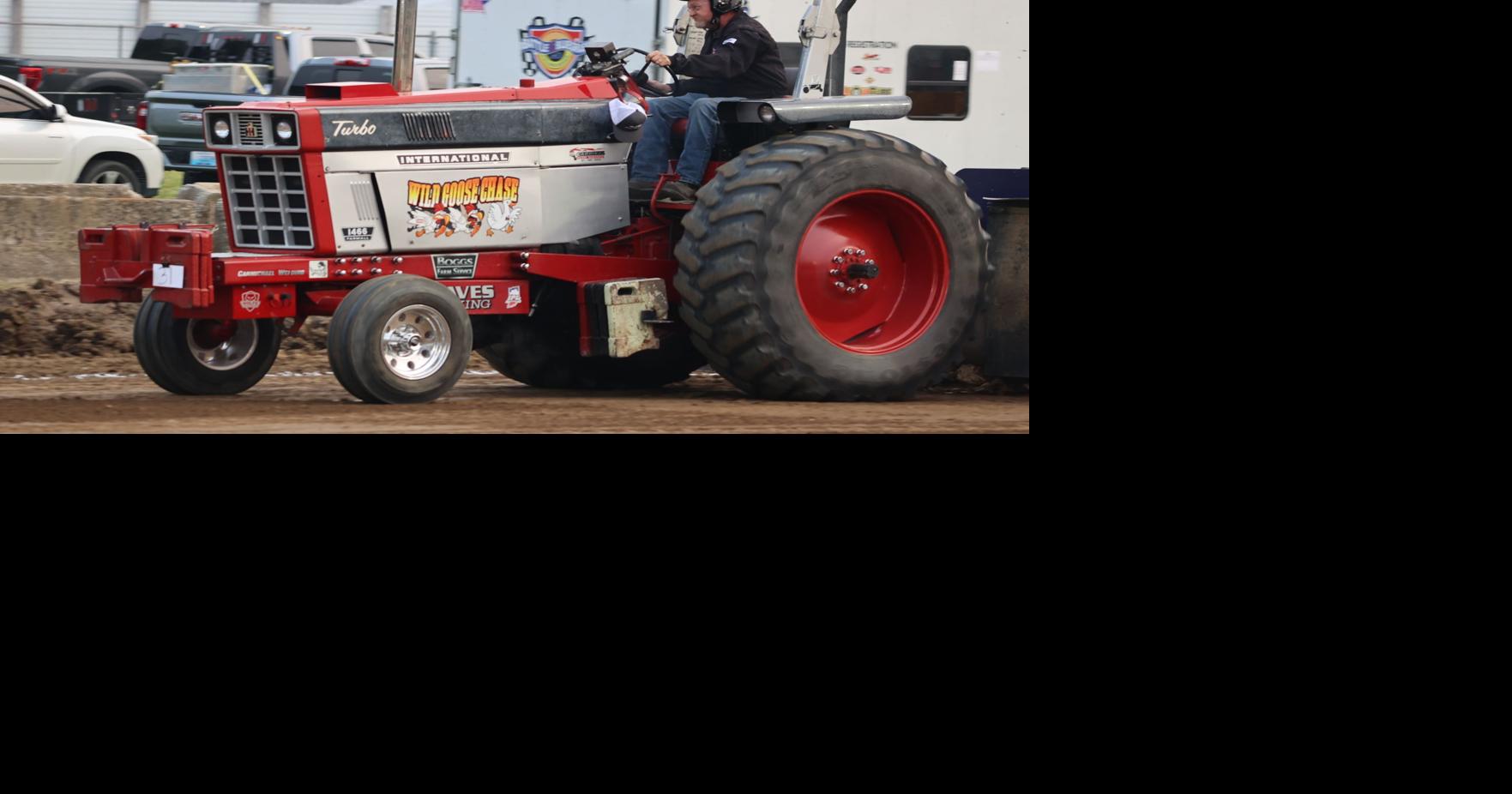 Scenes from the 2023 Tractor Pull | Sports | shelbynews.com
