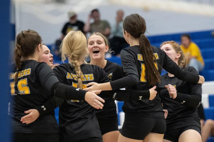 Morristown volleyball defeats Waldron 3-1 | Sports | shelbynews.com