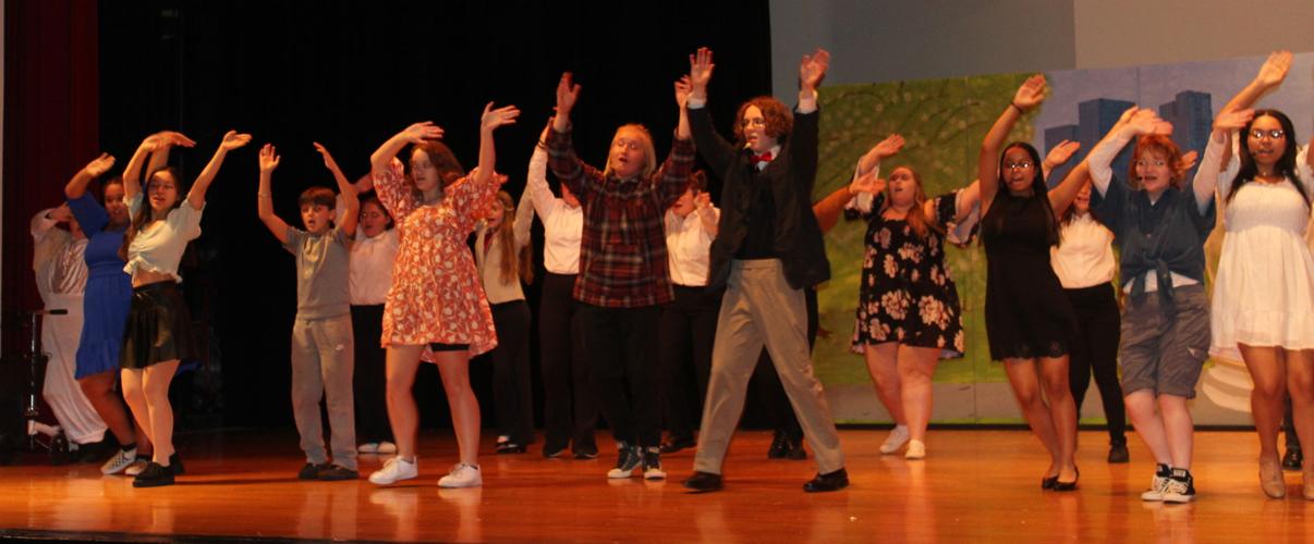 'Freaky Friday' musical features young, enthusiastic cast | News ...