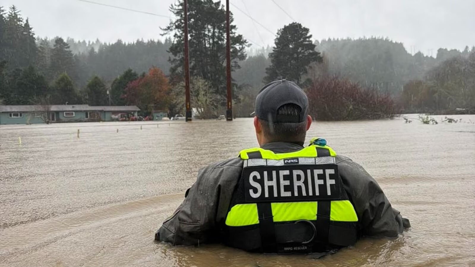 Powerful winter storm threatens California as Christmas approaches ...