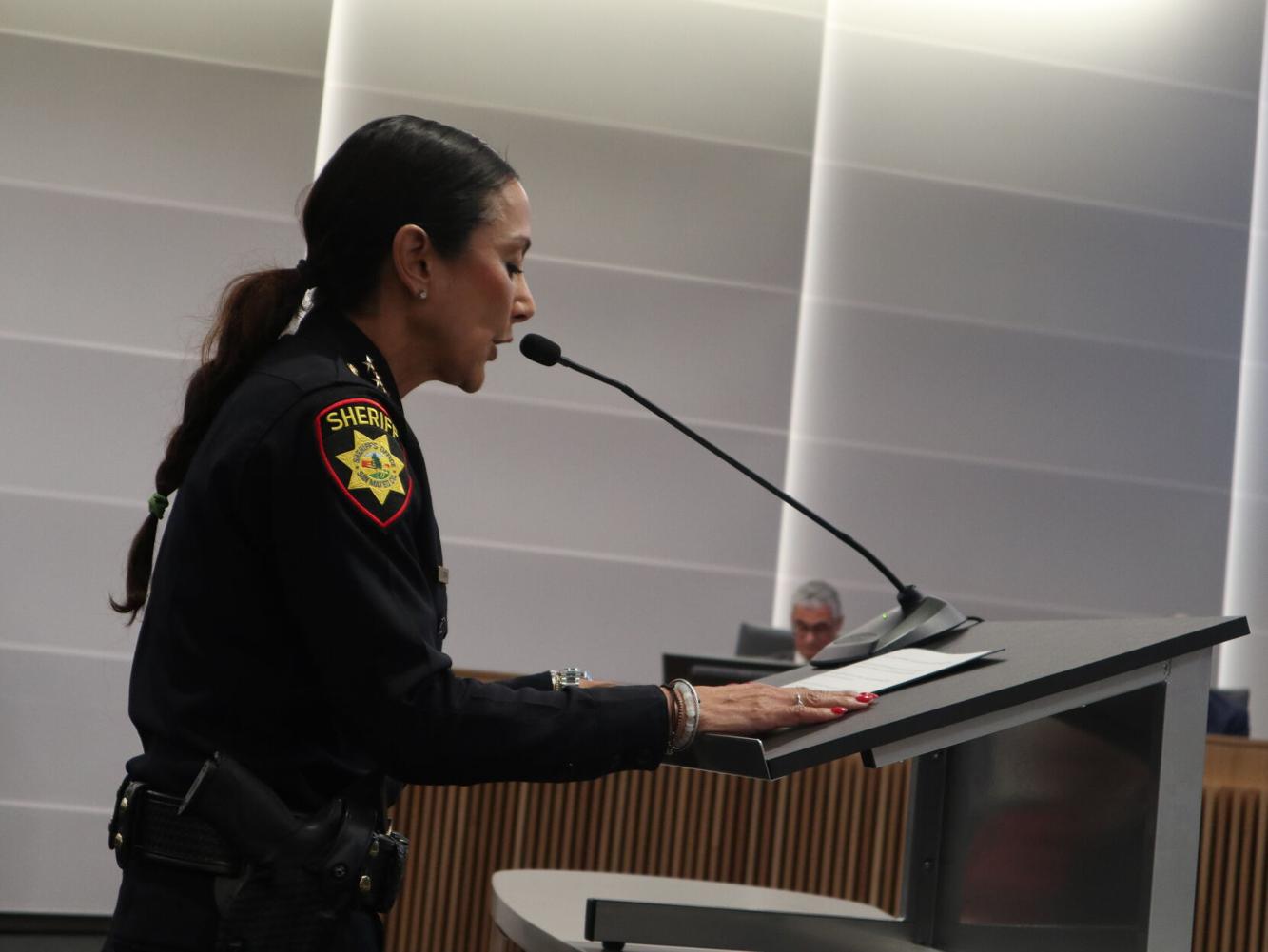 Aenlle at the center of chaos | Local News | smdailyjournal.com