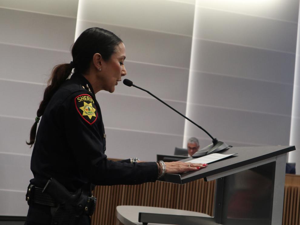 Aenlle at the center of chaos | Local News | smdailyjournal.com