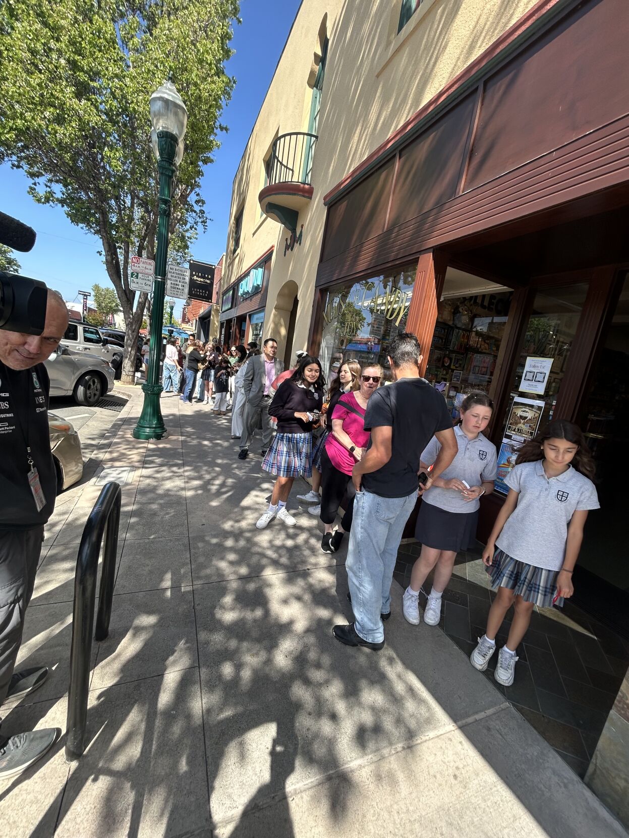 NeeDoh craze hits San Mateo County in force: Toy stores are struggling ...