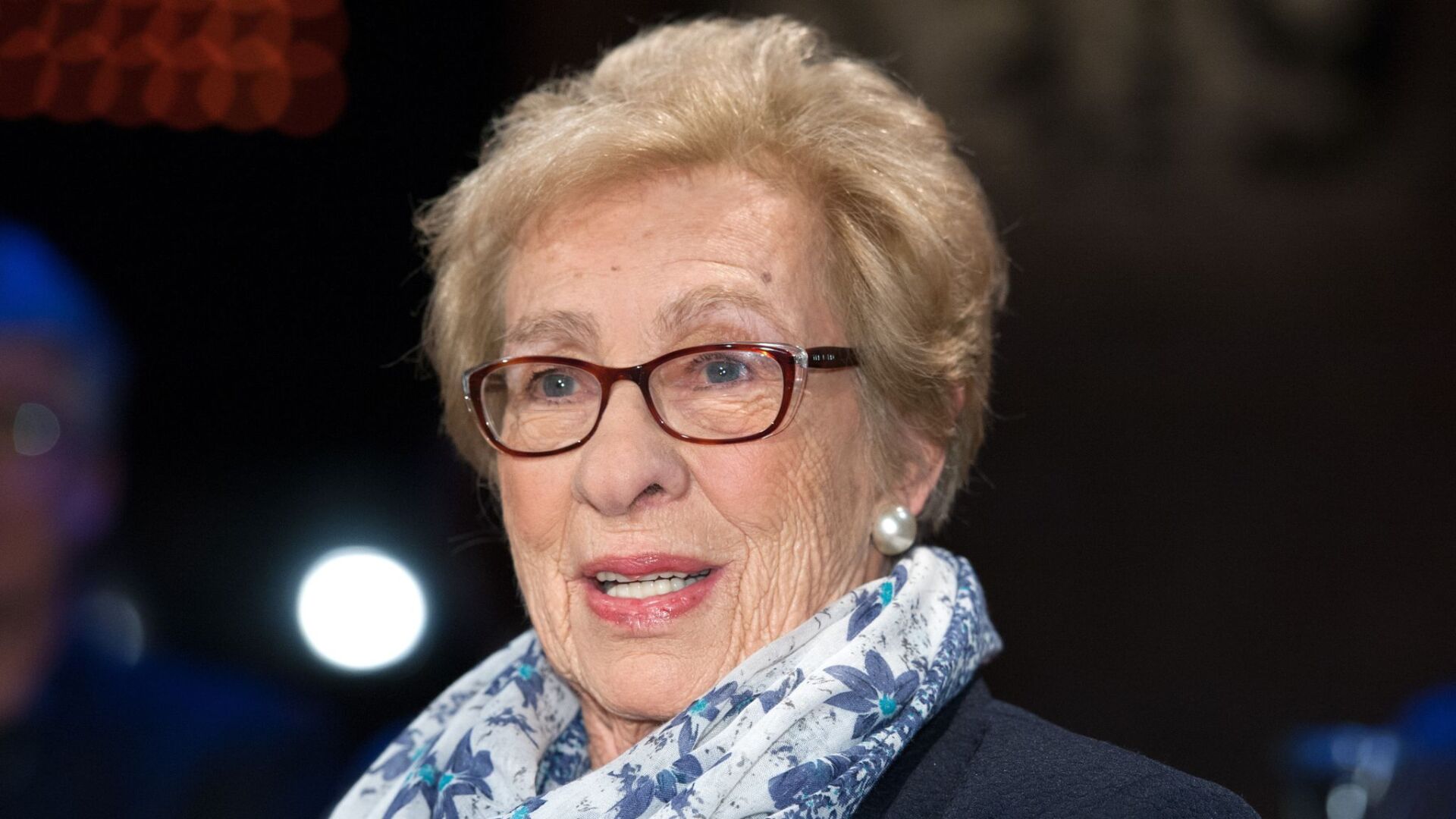 Holocaust survivor Eva Schloss, stepsister of Anne Frank, dies at 96 ...