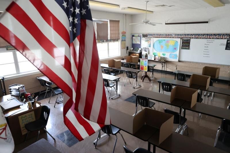 Teens' reading and math scores have stagnated, US test results show ...