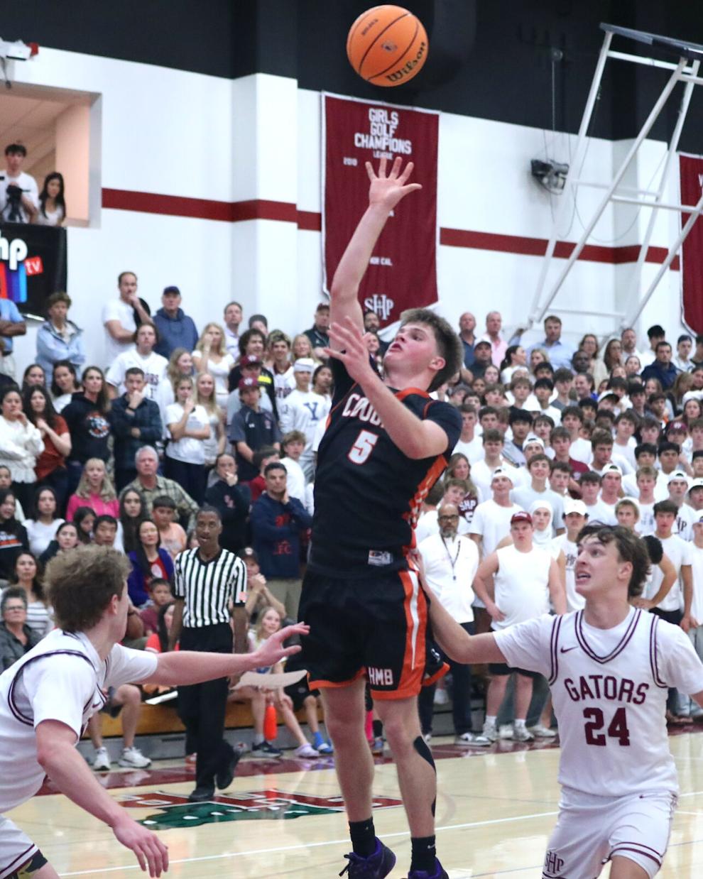 Sacred Heart Prep boys' basketball team stuns Half Moon Bay with fourth ...