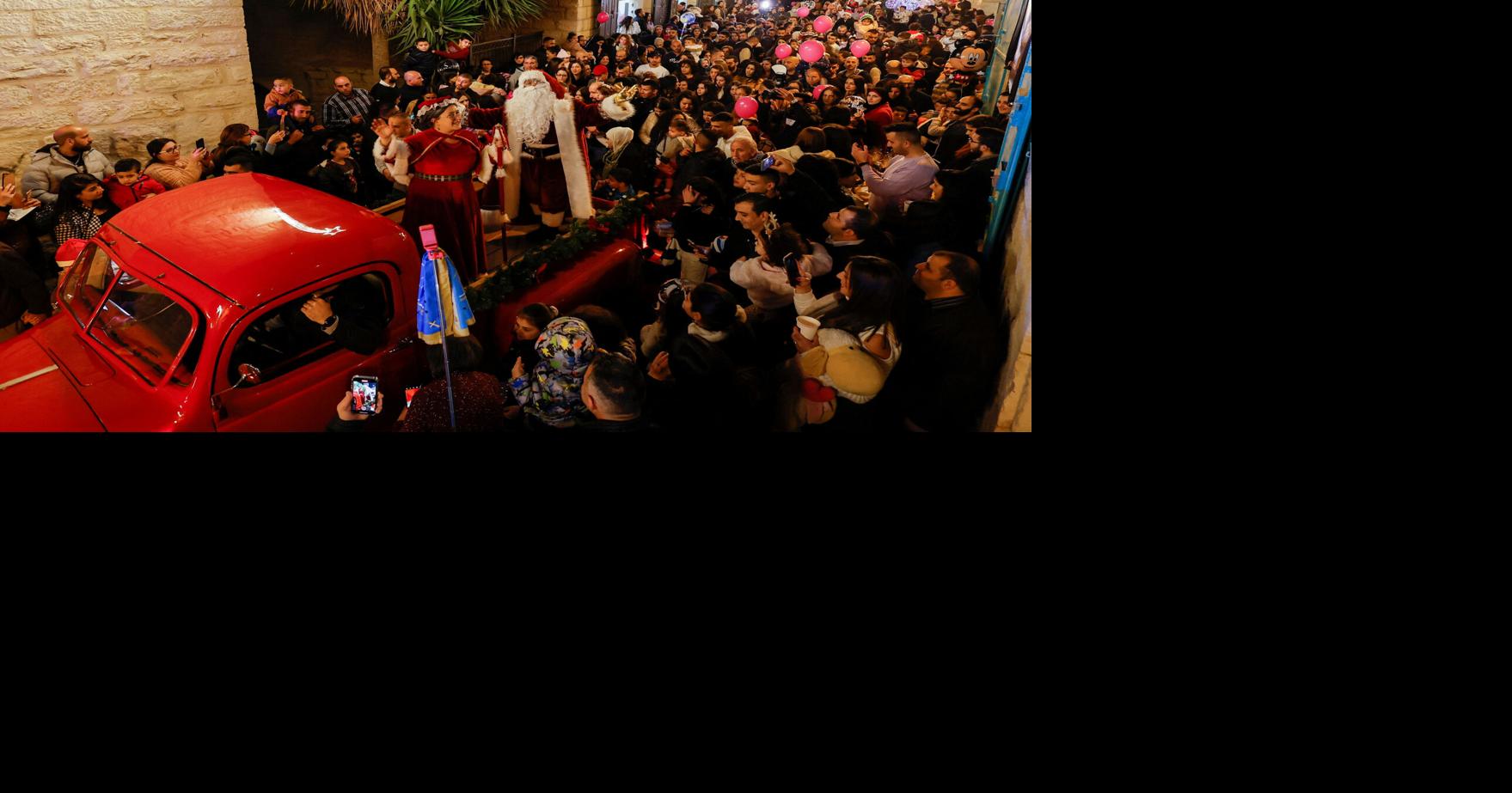 Bethlehem welcomes Christmas tourists after pandemic lull ...