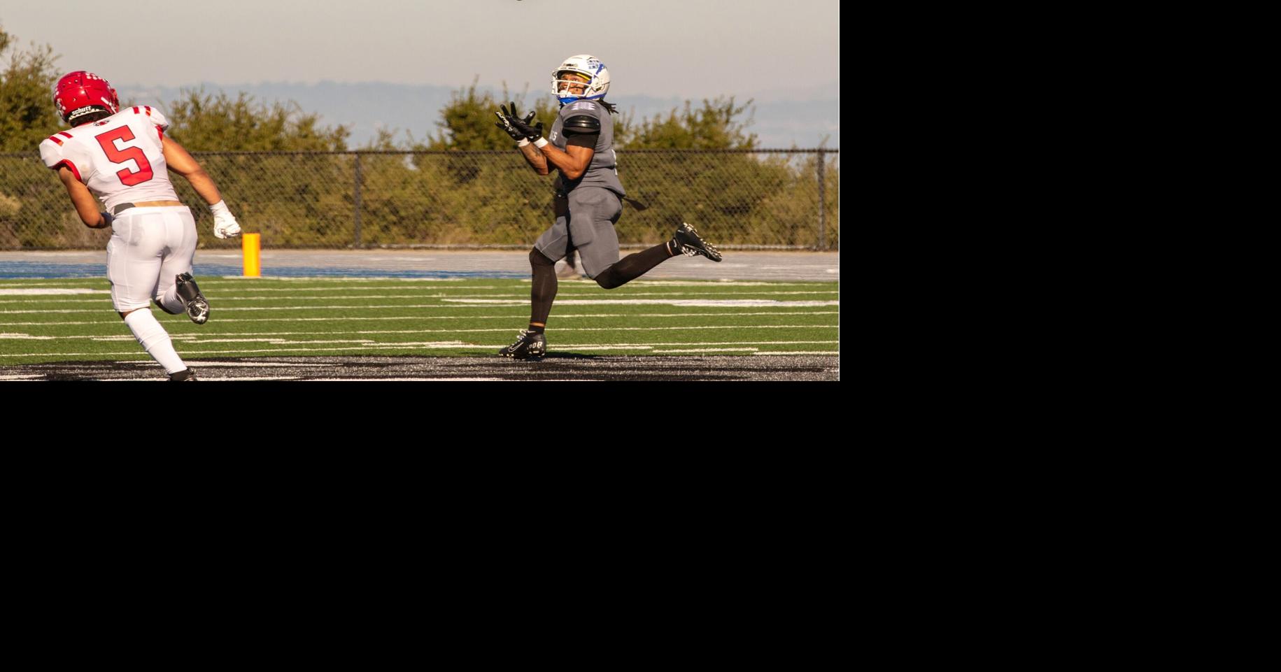 CSM Bulldogs deliver Bay 6 crown | Local | smdailyjournal.com